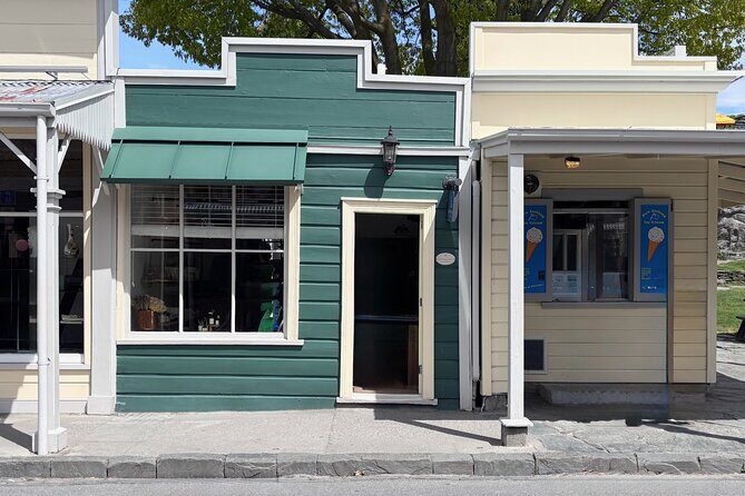 Tracing Arrowtowns Past: A Self Guided Audio Tour - Exploring Arrowtown’s Historic Heart