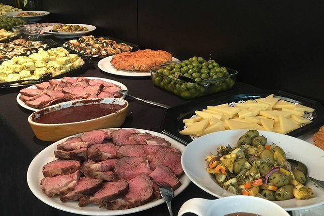 Traditional Albanian and Mediterranean Dinner - FAQ