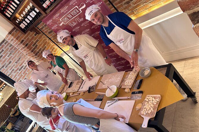 Traditional Cooking Class with Wine Pairing in Rome - Key Points