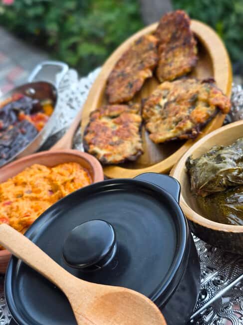 Traditional Food Tour,Dinner in a Local Garden(Eat as local) - Who Will Love This Experience?