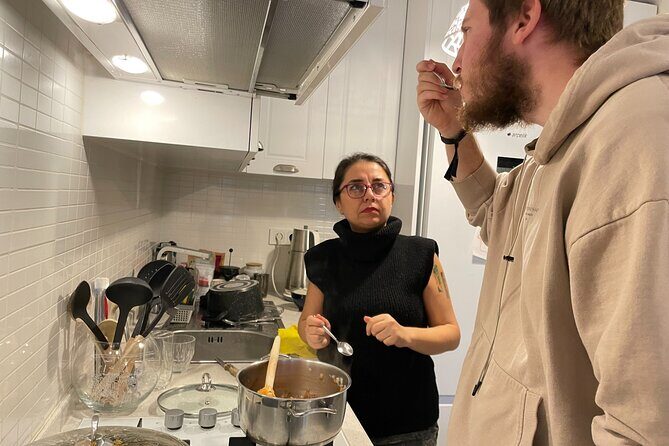 Traditional Home Cooking with a Local in stanbul City Center - What Do Reviewers Say?