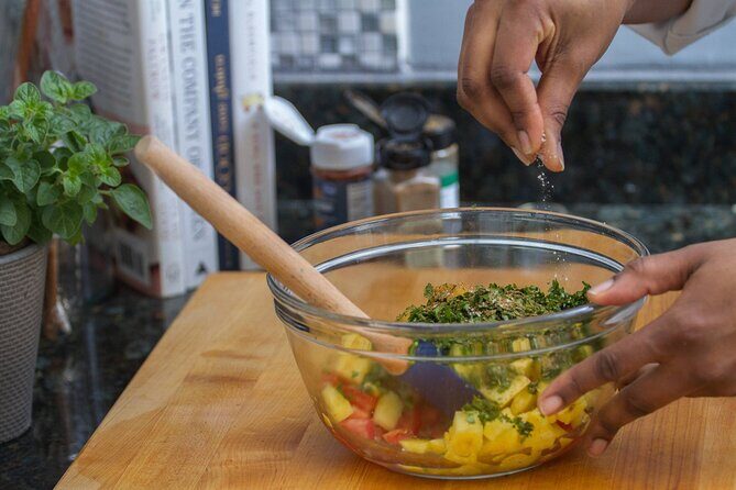 Traditional Mexican Salsa Cooking Class With Local Chef - Exploring the Traditional Mexican Salsa Cooking Class with a Local Chef