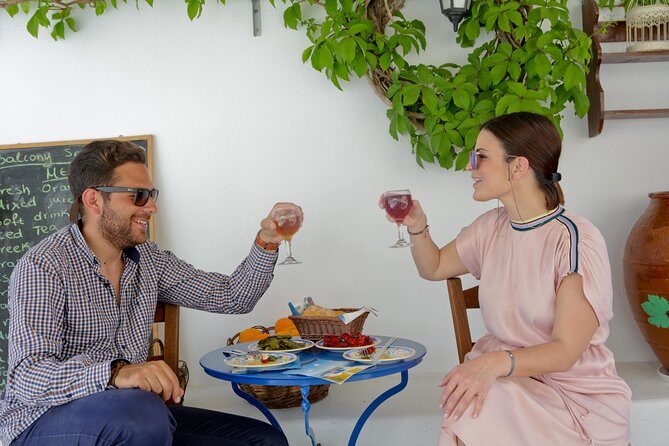 Traditional Tastes of Santorini Food Tour - Key Points