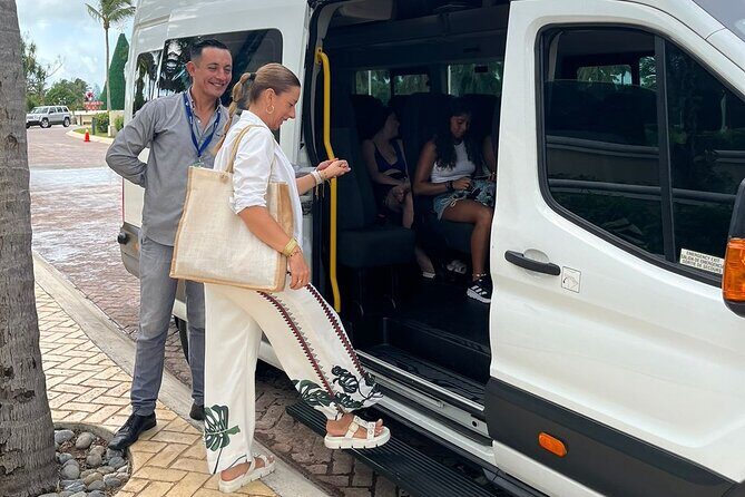 Transfer Airport to Hotel Nickelodeon from 1 to 8 persons - Authentic Insights from Reviews