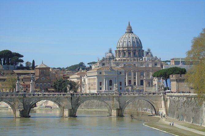 Transfer Fiumicino Fco Airport to Civitavecchia Port with 3 hours Rome Tour - FAQs