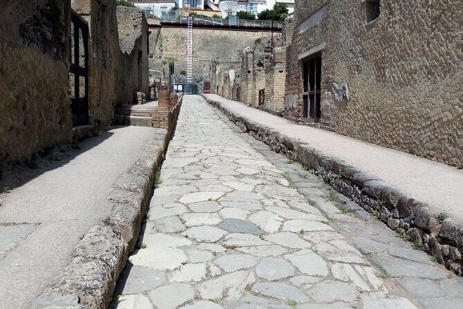 Transfer From Naples/area to Amalfi coast with 2hr stop in Pompei - Frequently Asked Questions