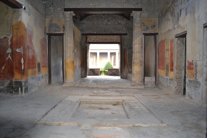 Transfer from Naples to Positano with 2 hours Private Tour in Pompeii - An Overview of the Experience