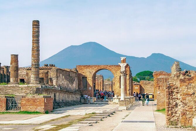 Transfer from Naples to Sorrento with stop in Pompeii - What Travelers Love About This Tour