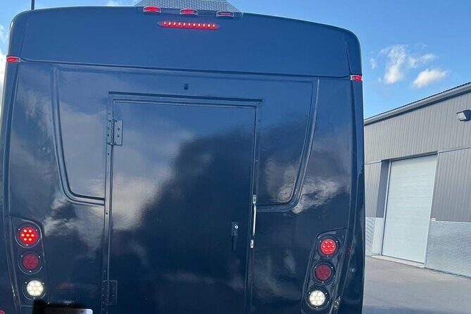 Transfer from Pearson Airport to Toronto by 24 Passenger Bus - Analyzing the Price and Value