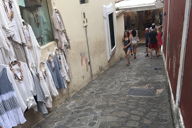 Transfer from Rome to Amalfi coast/Sorrento Area and Vice Versa - What to Expect on the Day