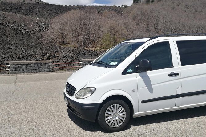 Transfer from Taormina and sourrounding villages to Catania Airport - Vehicle Options and Comfort  