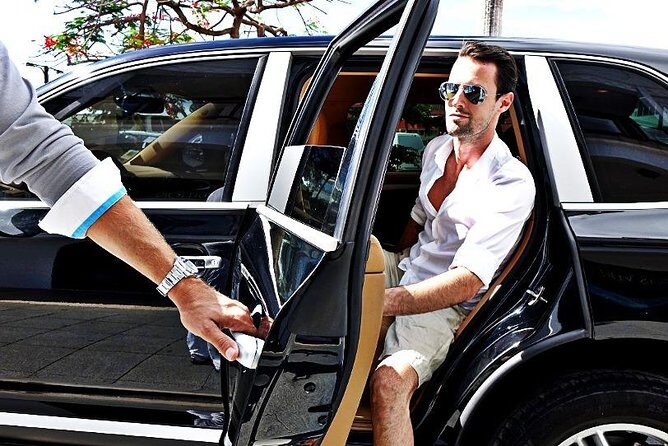 Transfer: Montreal City Center to Pierre E.T. Airport-YUL - Key Points