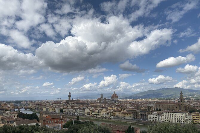 Transfer Privato: Porto di Livorno-Firenze (Andata e Ritorno) - An Overview of the Experience