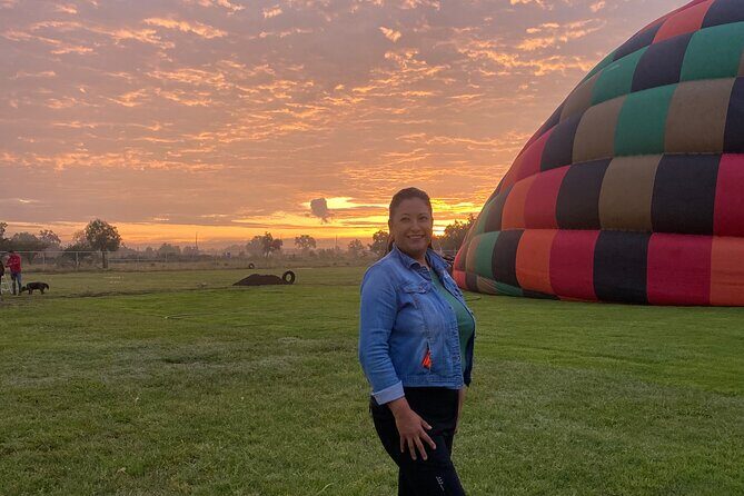 Transportation and Hot Air Balloon Flight Teotihuacán - The Sum Up
