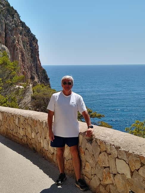 Travel and play tennis in Mallorca - The Sum Up