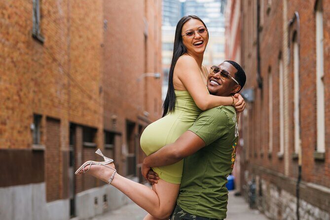 Travel Photo Session in Toronto - Who Should Book This Tour?