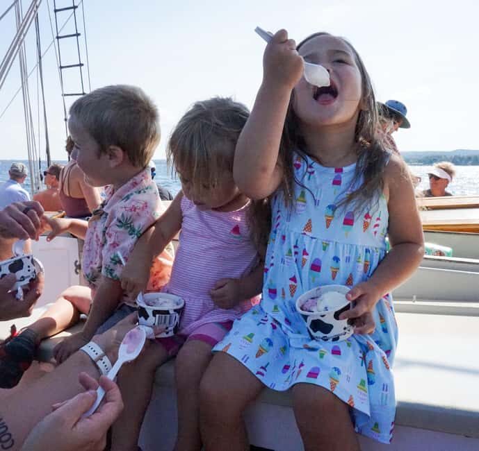 Traverse City: Fall Afternoon Sail Adventure on a Tall Ship - Why This Tour Works Well