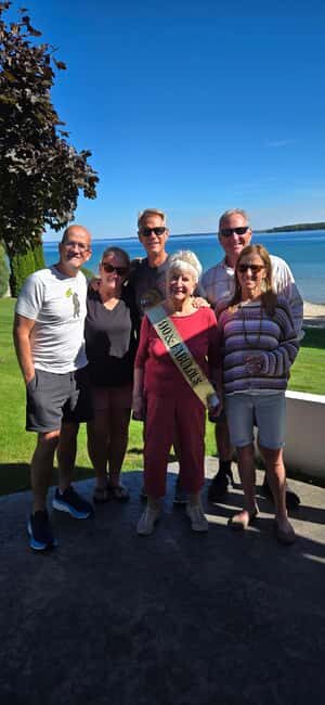 Traverse City: Wine Country Private Tour with Transportation - Insights from Reviews and Real Experiences