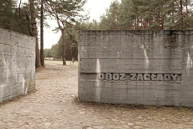 Treblinka Death Camp 6 Hour Private Tour from Warsaw - Exploring Treblinka: A Deeply Moving Journey from Warsaw