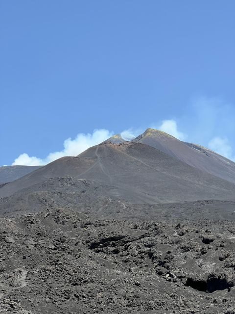 Trekking at 3000 meters on Etna - An In-Depth Look at the Trekking Experience  