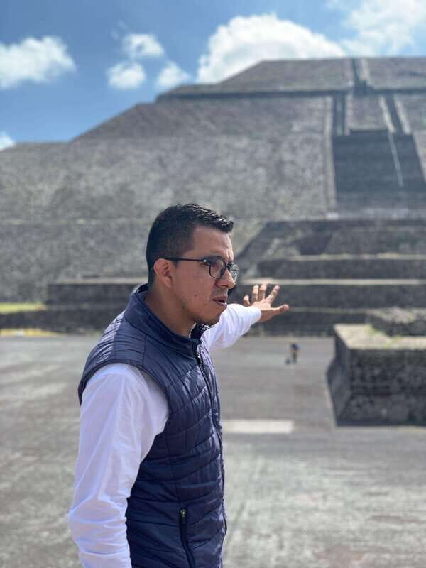 Trip through Teotihuacan, Basilica and Mezcal tasting. - An In-Depth Look at the Experience