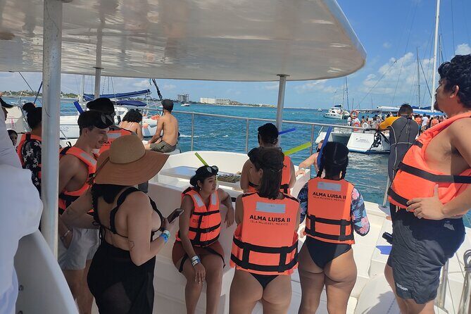 Trip to Isla Mujeres - Catamaran Unlimited Adventure from Playa del Carmen - FAQ