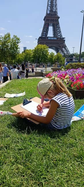 Trocadero: Eiffel Tower coloring workshop for kids - Key Points