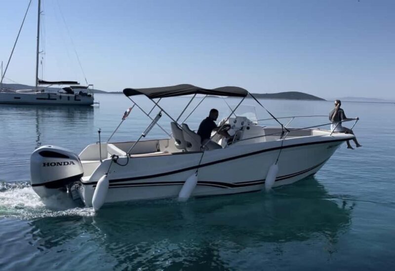 Trogir: Blue Lagoon and 3 Islands Speedboat Tour - An In-Depth Look at the Tour Experience