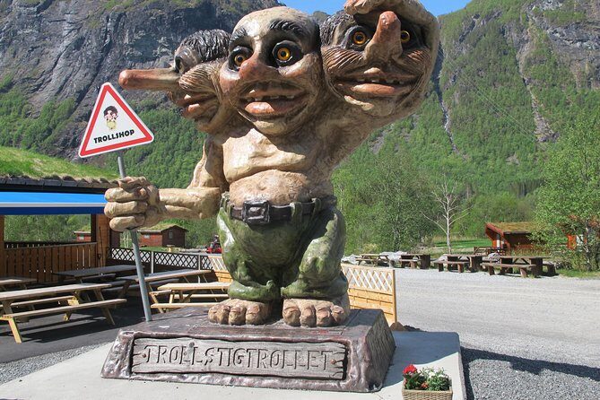 Trollstigen, The Land Of The Trolls - Key Points