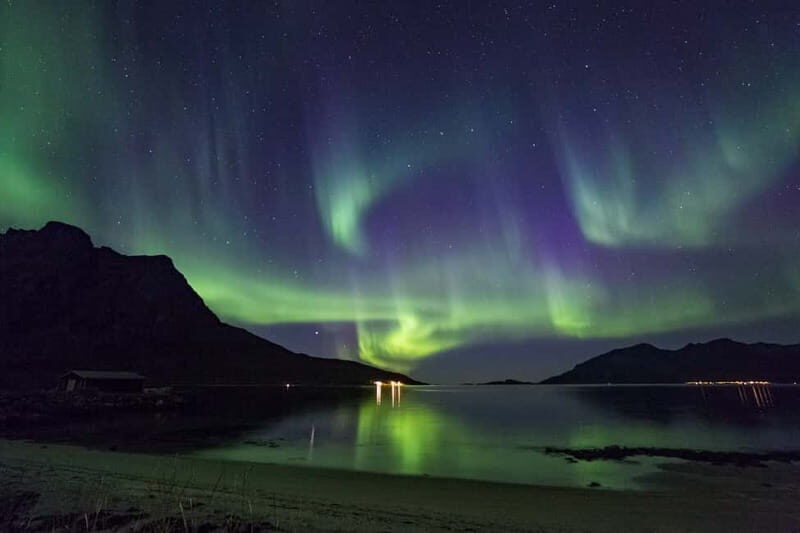 Tromsø: All-Inclusive Northern Lights Hunt - Tromsø: All-Inclusive Northern Lights Hunt - A Genuine Look