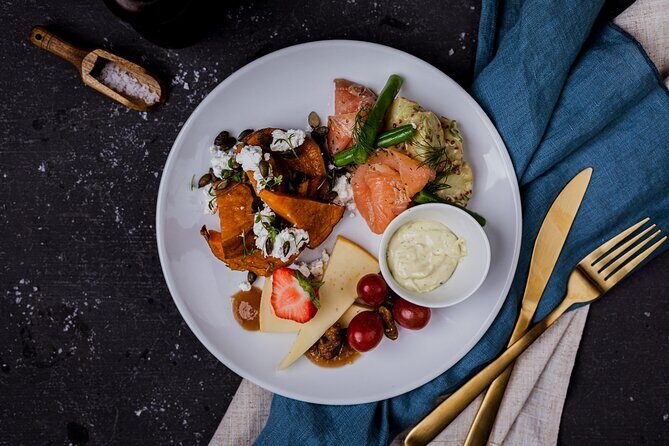 Tromso Aurora Cruise with 3-Course Dinner - Frequently Asked Questions