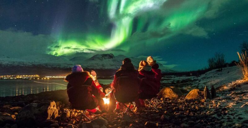 Tromsø: Expert Aurora Hunt - Thermal Gear, Food, Campfire - The Experience in Detail