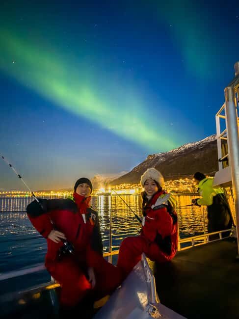 Tromsø: Nocturnal cod fishing with meal. - Tromsø: Nocturnal Cod Fishing with Meal — An Authentic Arctic Experience