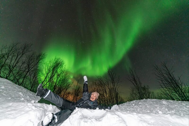 Tromsø: Northern Lights Tour w/Photo, Suits and Local Guide - The Sum Up
