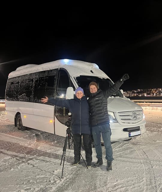 Tromsø: Northern Lights Tour with Local Guide and Photos - Key Points
