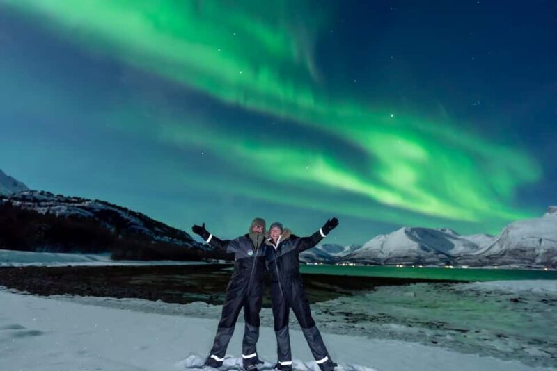 Tromsø: Northern Lights Tour with Photos, Hot Meal & Drinks - An Authentic Arctic Experience: What to Expect