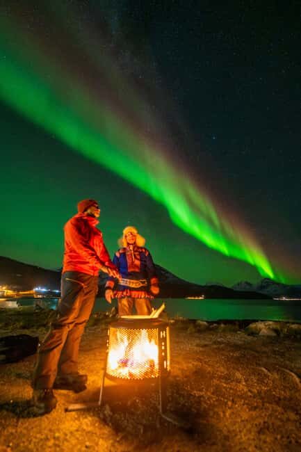 Tromsø: Northern Lights Tour with Sámi & local guides - The Sum Up