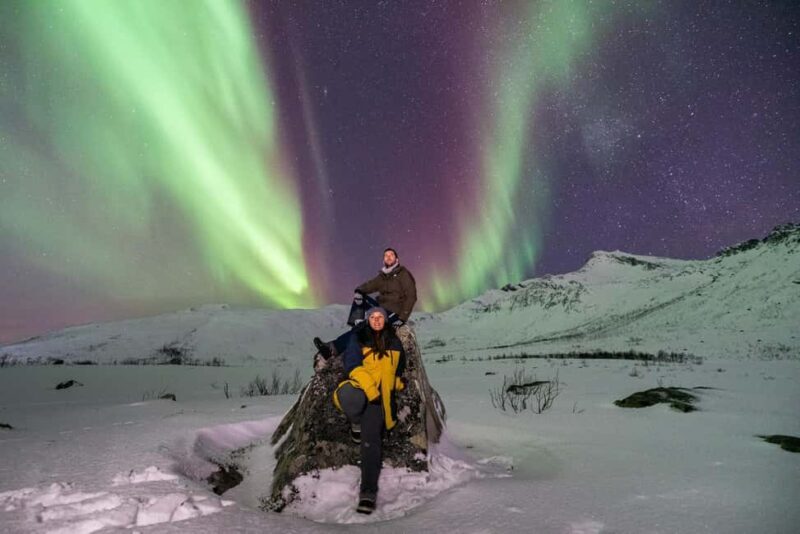 Tromsø: Small-Group Northern Lights Chase by Van with Photos - Key Points