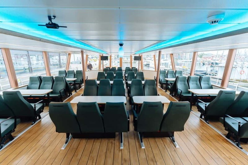 Tromsø: Whale Watching on hybrid boat with scenic bustrip - Use of Hybrid-Electric Boat