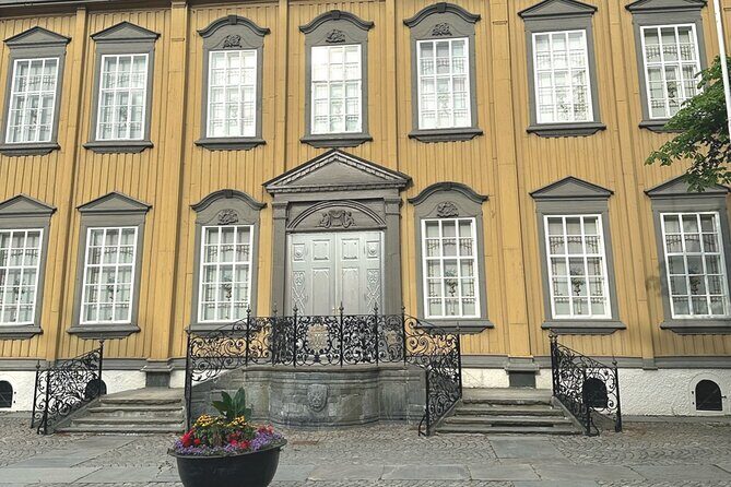 Trondheim's Regalia Self-Guided Tour of Norway's Historic Centre - An Introduction to Trondheim’s Self-Guided Tour