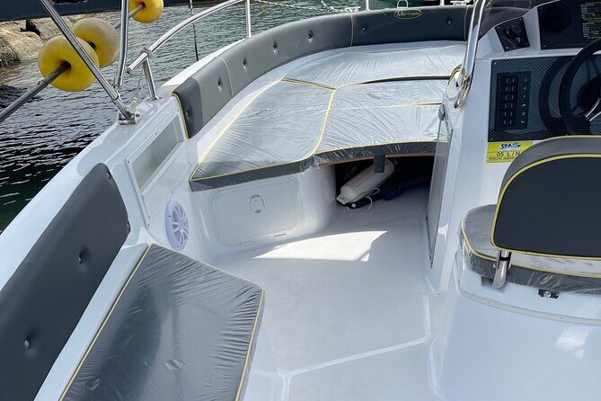 Tropea: Rent a New Marinello Boat. 4 Unforgettable hours, 5 seats - The Sum Up