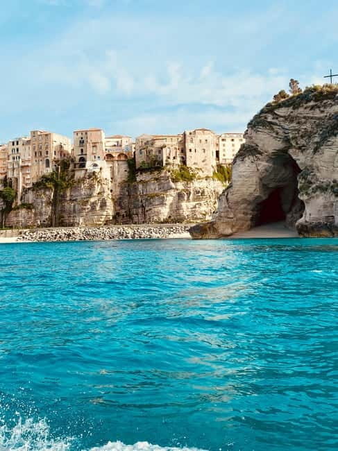 Tropea: Snorkeling Excursion by Dinghy with Aperitif - The Experience at a Glance