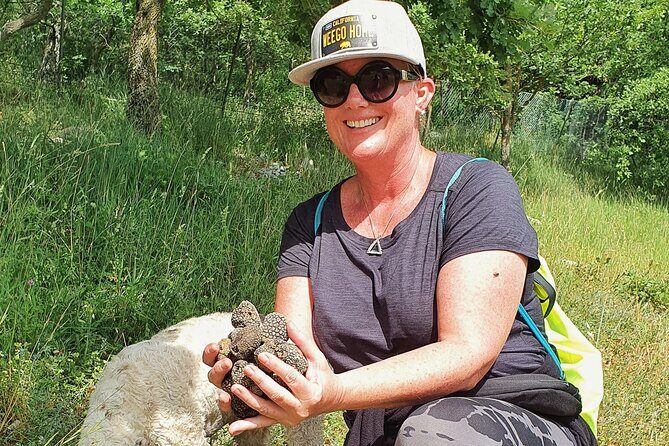 Truffle Hunting Experience in Assisi - FAQ
