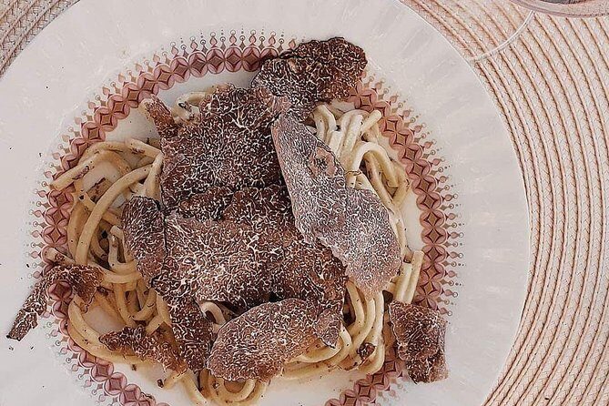 Truffle hunting near Rome with 7-course lunch - FAQ