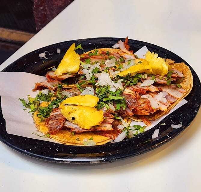 Try real tacos in the city center! - Guides and Group Size