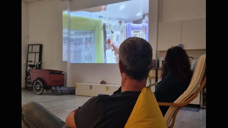 TUFTING: Learn how to make a rug during a fun class in Valencia. - FAQ