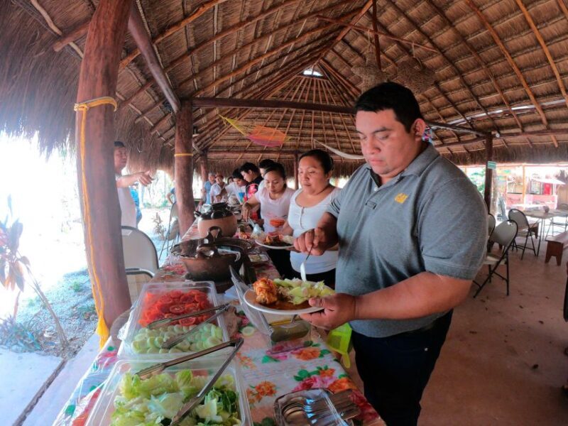 Tulum: Chocolate & Honey Sanctuary Experience with Lunch - Crafting Your Own Products