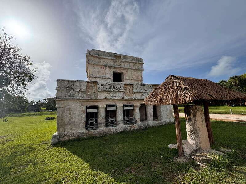 Tulum: Guided Tour of Mayan Ruins and Coral Reef Swim - An In-Depth Look at the Tour