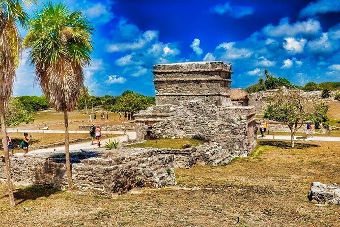 Tulum Mayan Ruins and Snorkeling with Turtles at Akumal - What’s Missing?