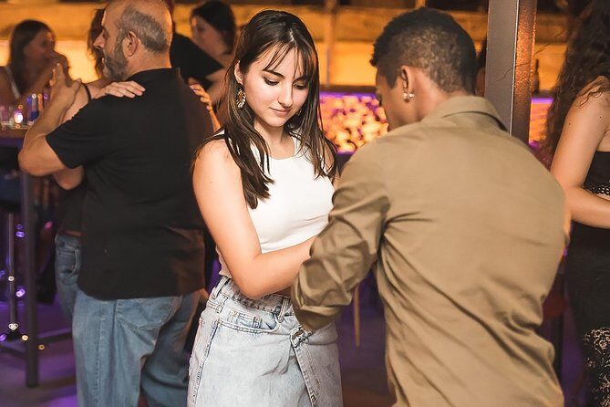 Tulum Salsa Lovers Dance Experience - Who Should Book This Experience?